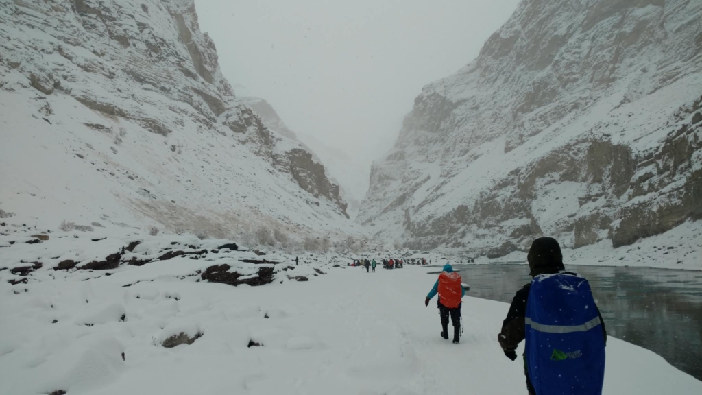 The breathtaking Chadar Trek: In Pictures - Advensure Blog